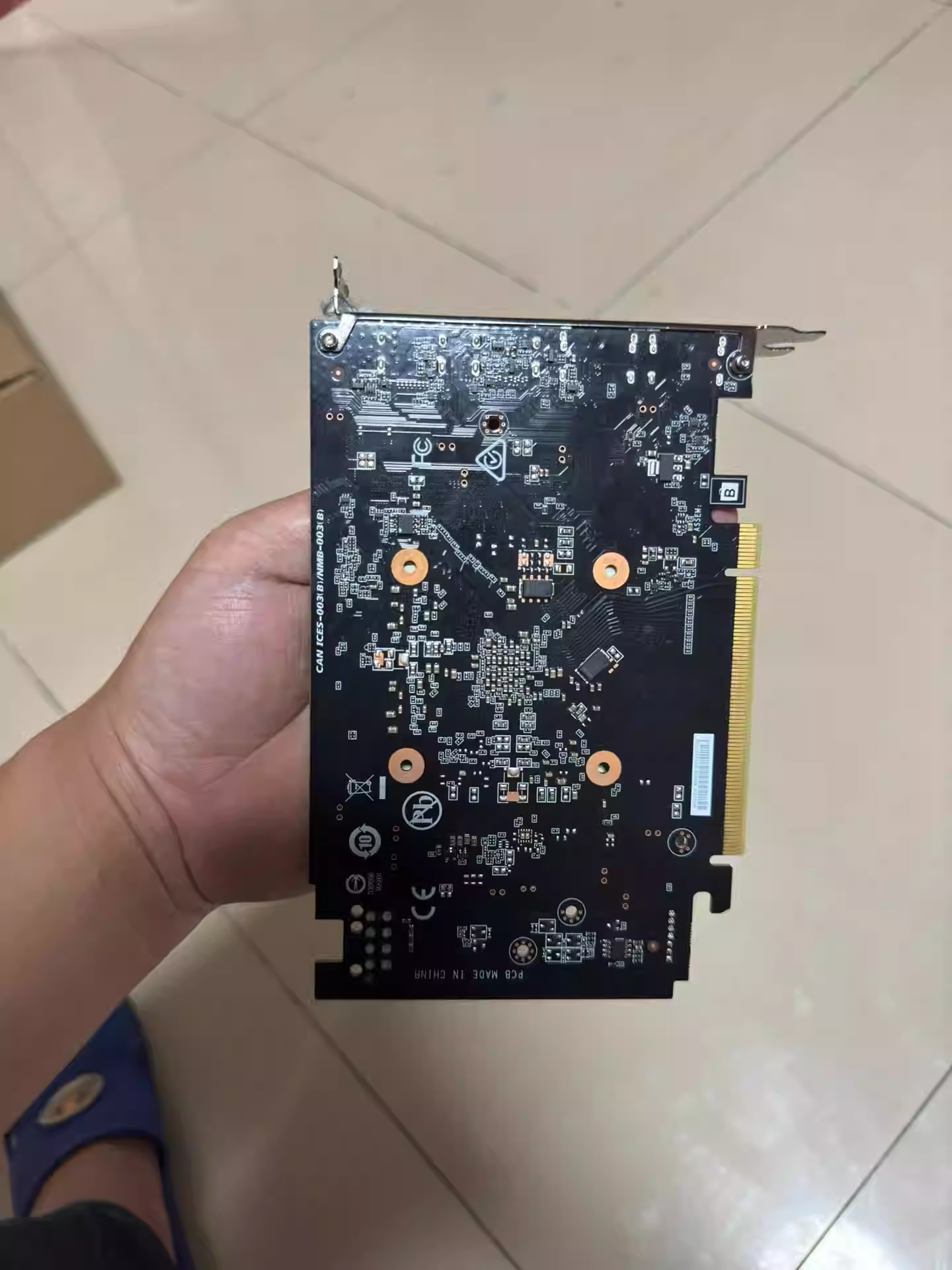 엔비디아, '지포스 RTX 3050 6GB GPU' 공식 출시 및 중국 쇼핑몰의 GPU 다이 발견 - 컴퓨터 / 하드웨어 ...