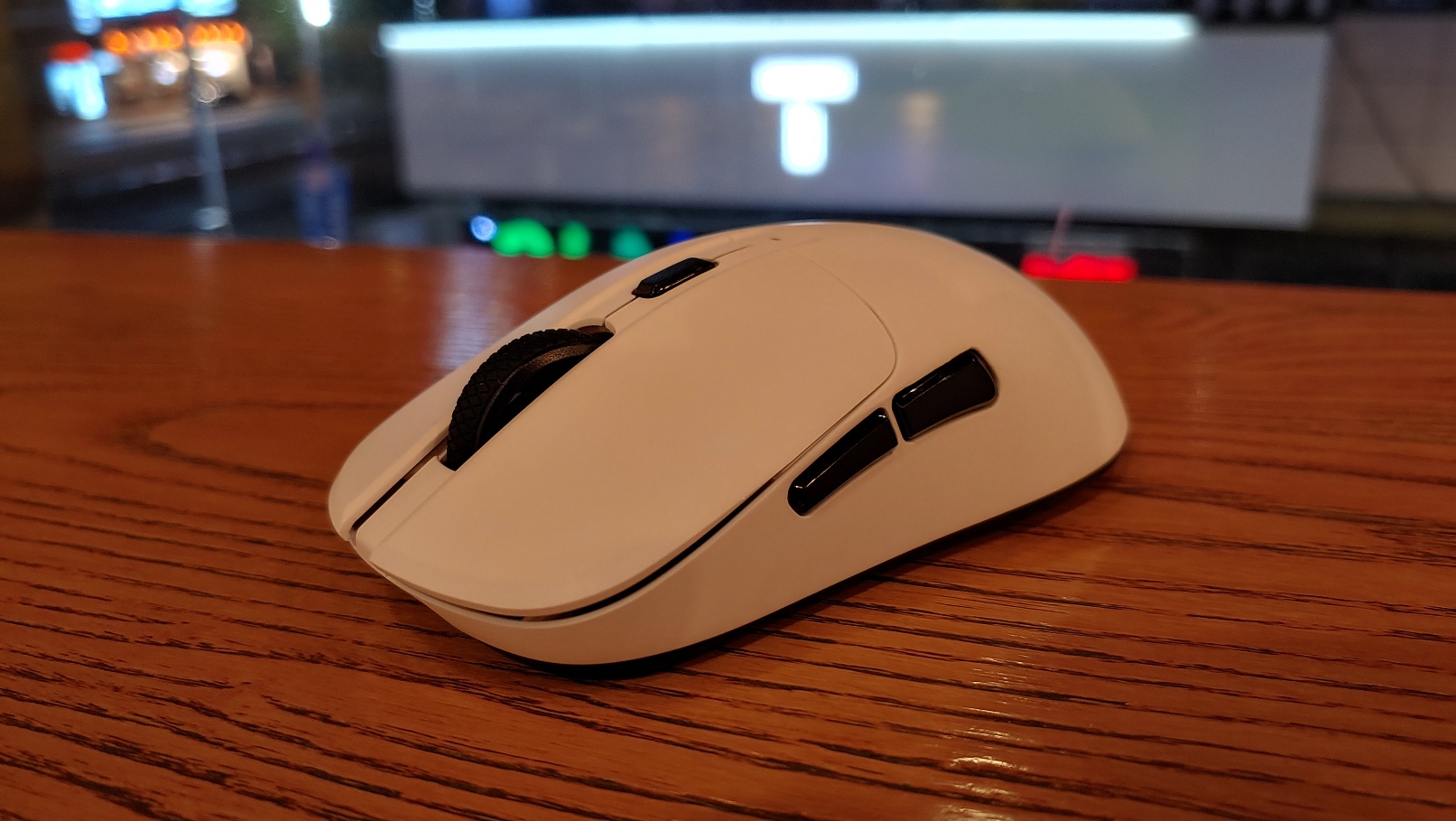 지클릭커 슈퍼히어로 OP100 르캄프 초경량 4K 게이밍 마우스 리뷰 - 홍보 / 필테 - 기글하드웨어